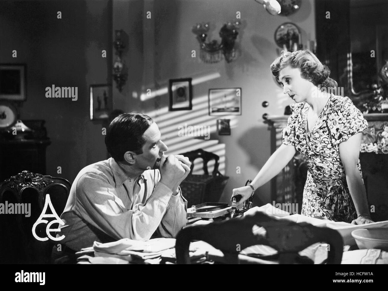 L'ETRANGE MONSIEUR VICTOR, (aka STRANGE MR. VICTOR), from left: Pierre ...