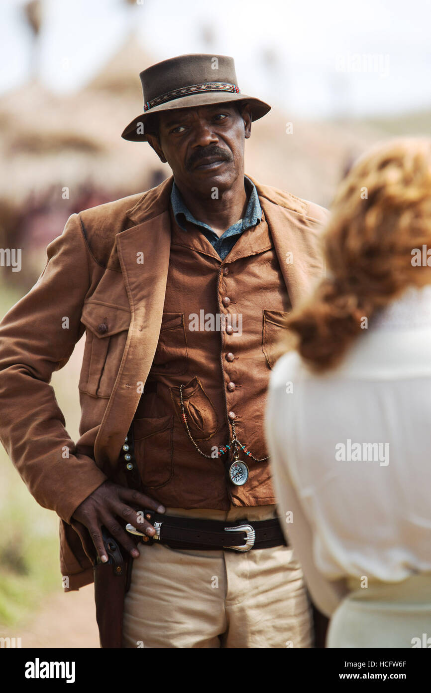 THE LEGEND OF TARZAN, from left: Samuel L. Jackson, Margot Robbie as ...