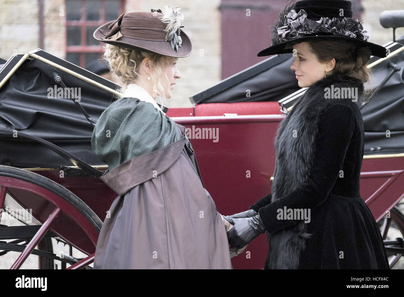 LOVE & FRIENDSHIP, (aka LOVE AND FRIENDSHIP), from left: Chloe Sevigny ...