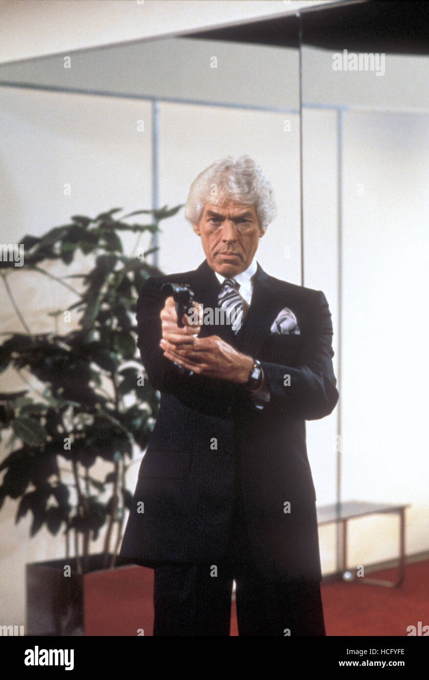 LOOKER, James Coburn, 1981, (c) Warner Brothers/courtesy Everett ...