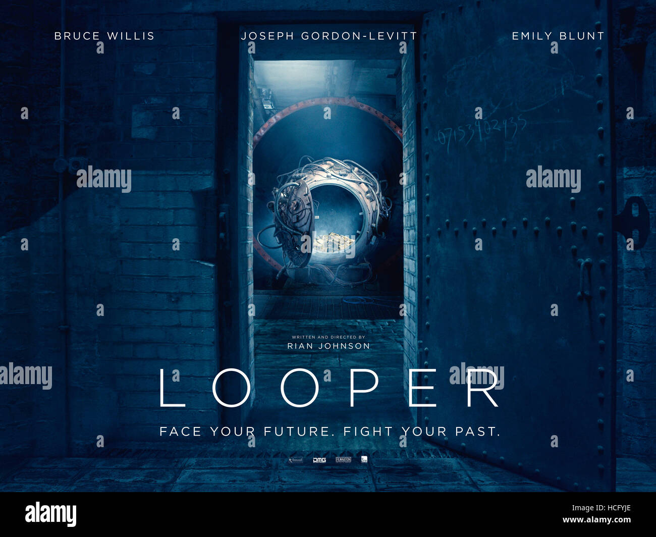 LOOPER, international poster art, 2012. ©TriStar Pictures/courtesy ...