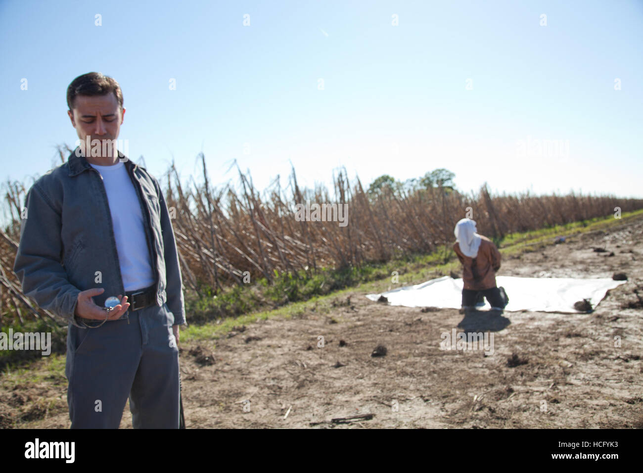 LOOPER, Joseph Gordon-Levitt, 2012. ph: Alan Markfield/©TriStar ...