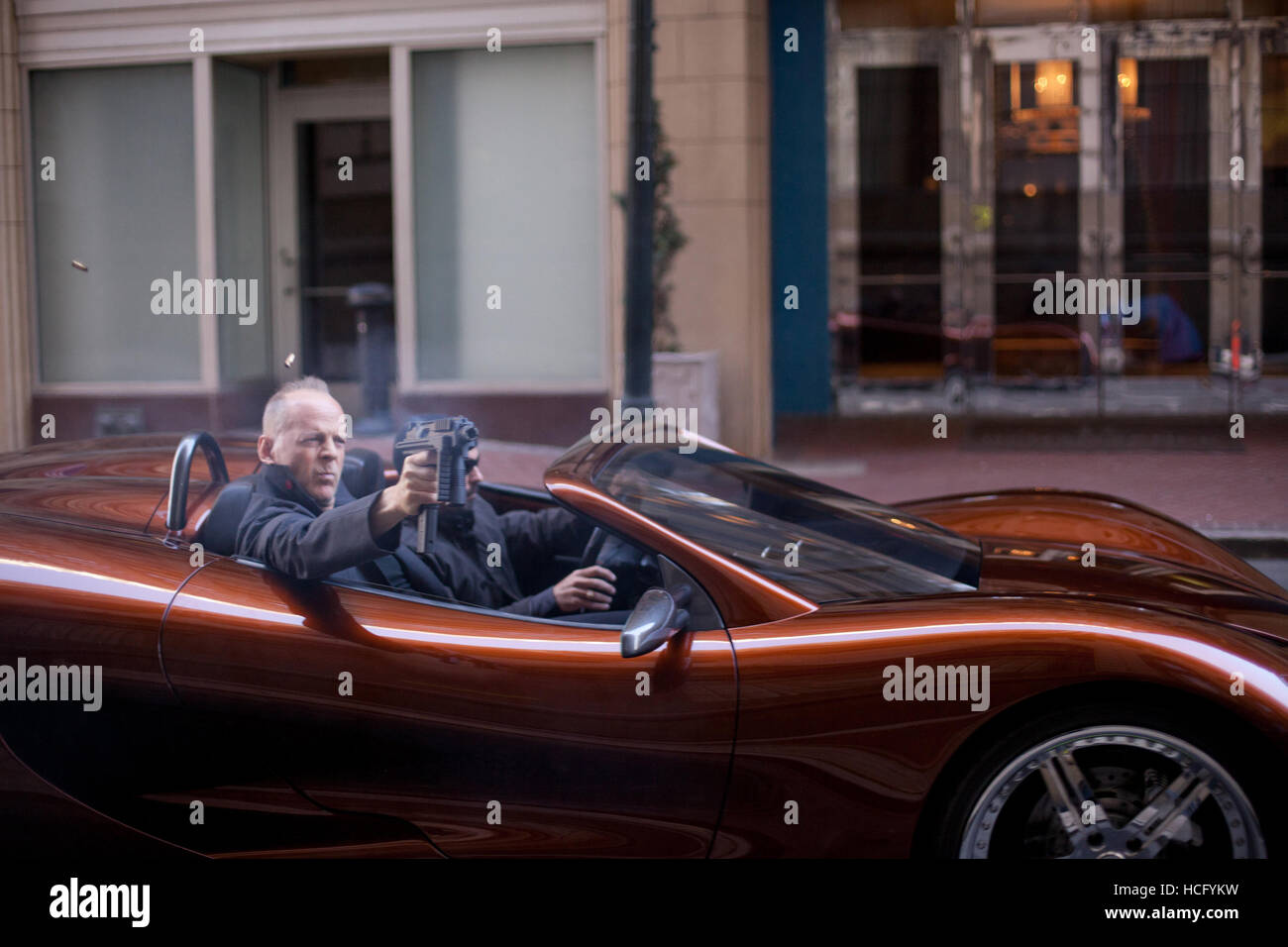 LOOPER, Bruce Willis, 2012. ph: Alan Markfield/©TriStar Pictures ...