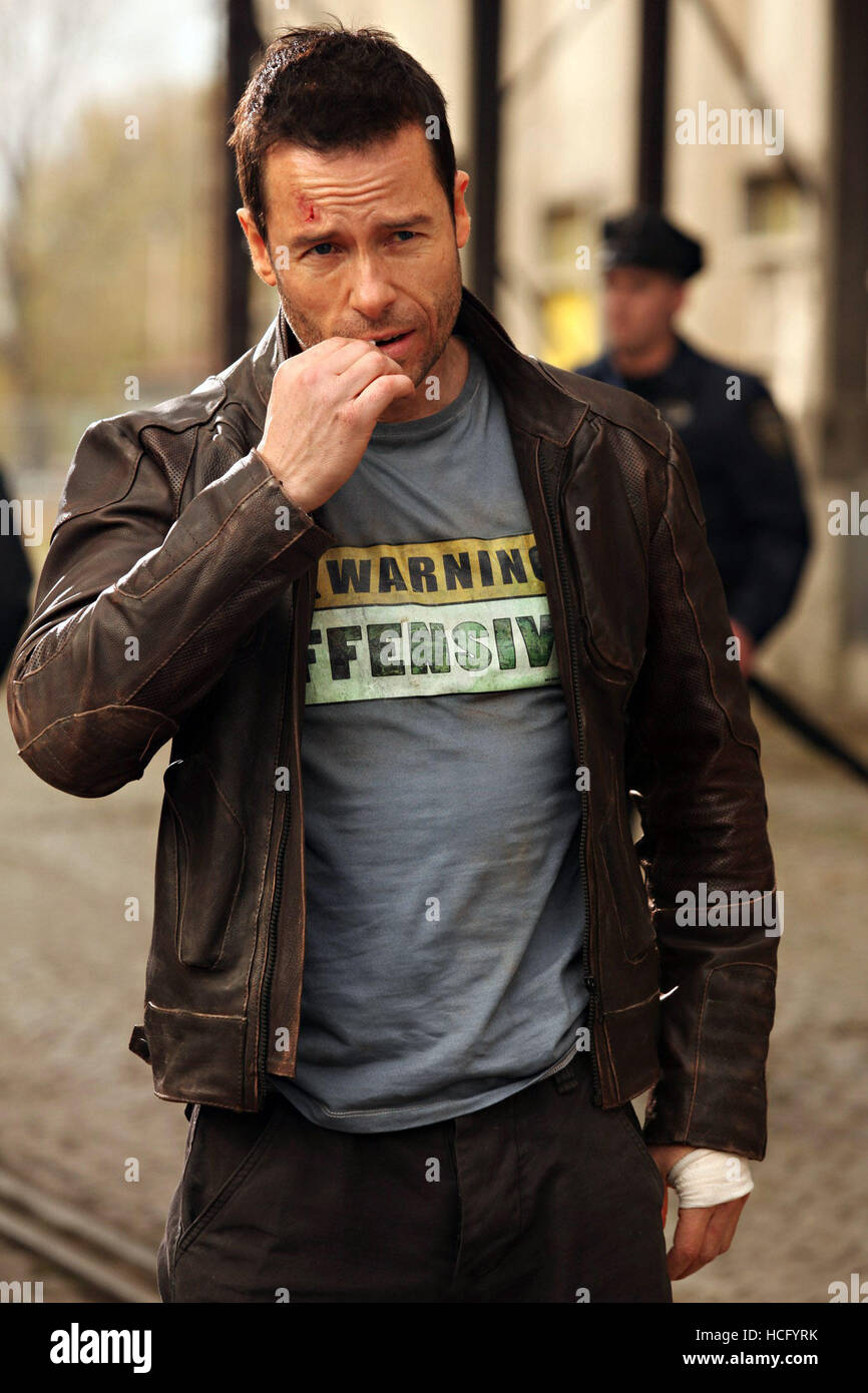 Guy Pearce Lockout Body