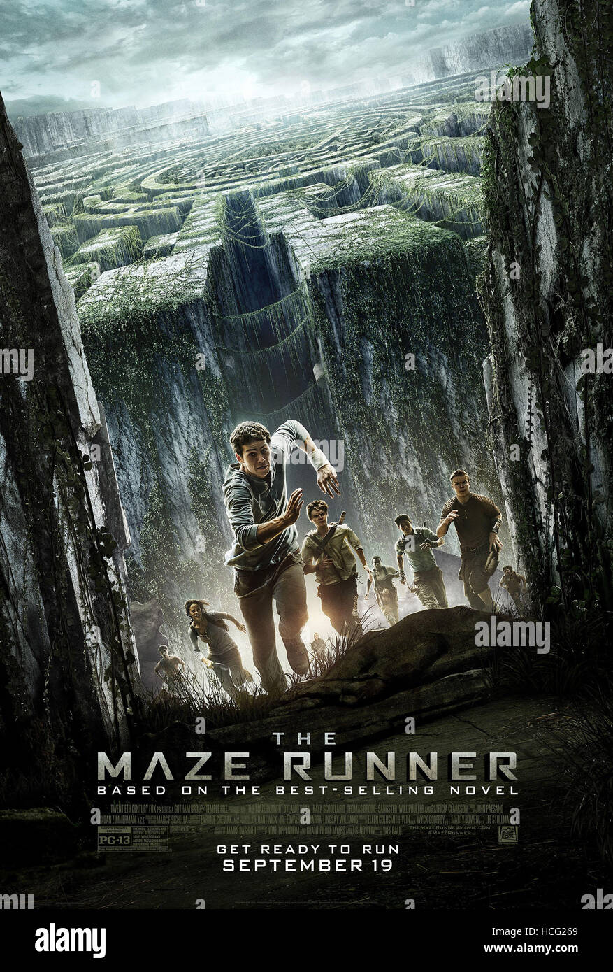 THE MAZE RUNNER, US poster, from left: Alexander Flores, Kaya ... THE MAZE RUNNER, US poster, from left: Alexander Flores, Kaya ...