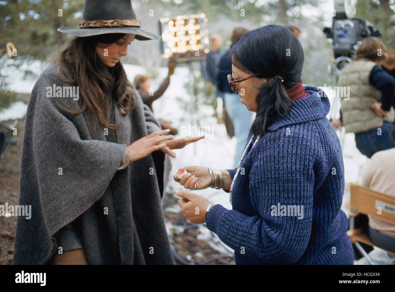 THE MAN WHO LOVED CAT DANCING, Sarah Miles on set, 1973 Stock Photo - Alamy