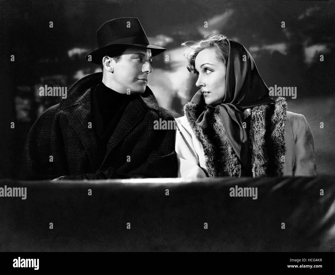 MR. AND MRS. SMITH, from left: Gene Raymond, Carole Lombard, 1941 Stock Photo - Alamy