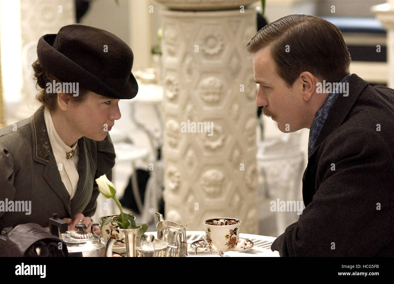 MISS POTTER, Renee Zellweger as Beatrix Potter, Ewan McGregor, 2006 ...