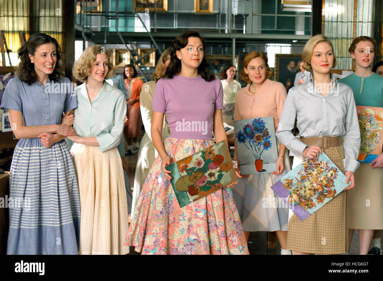 MONA LISA SMILE, Maggie Gyllenhaal, Laura Allen, Julia Stiles, 2003, (c ...