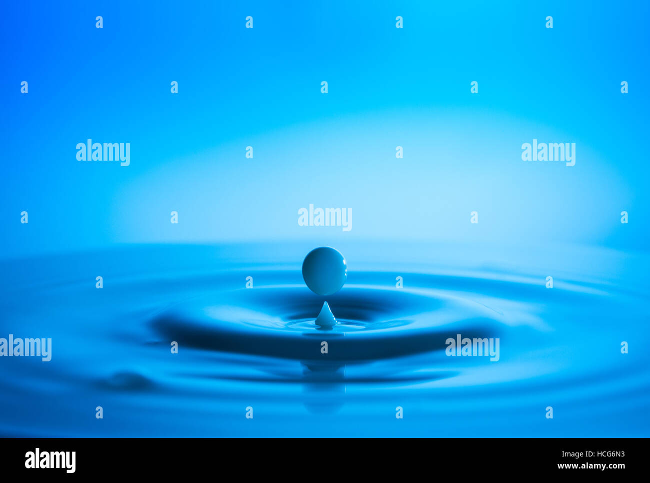 Blue milk pool hi-res stock photography and images - Alamy
