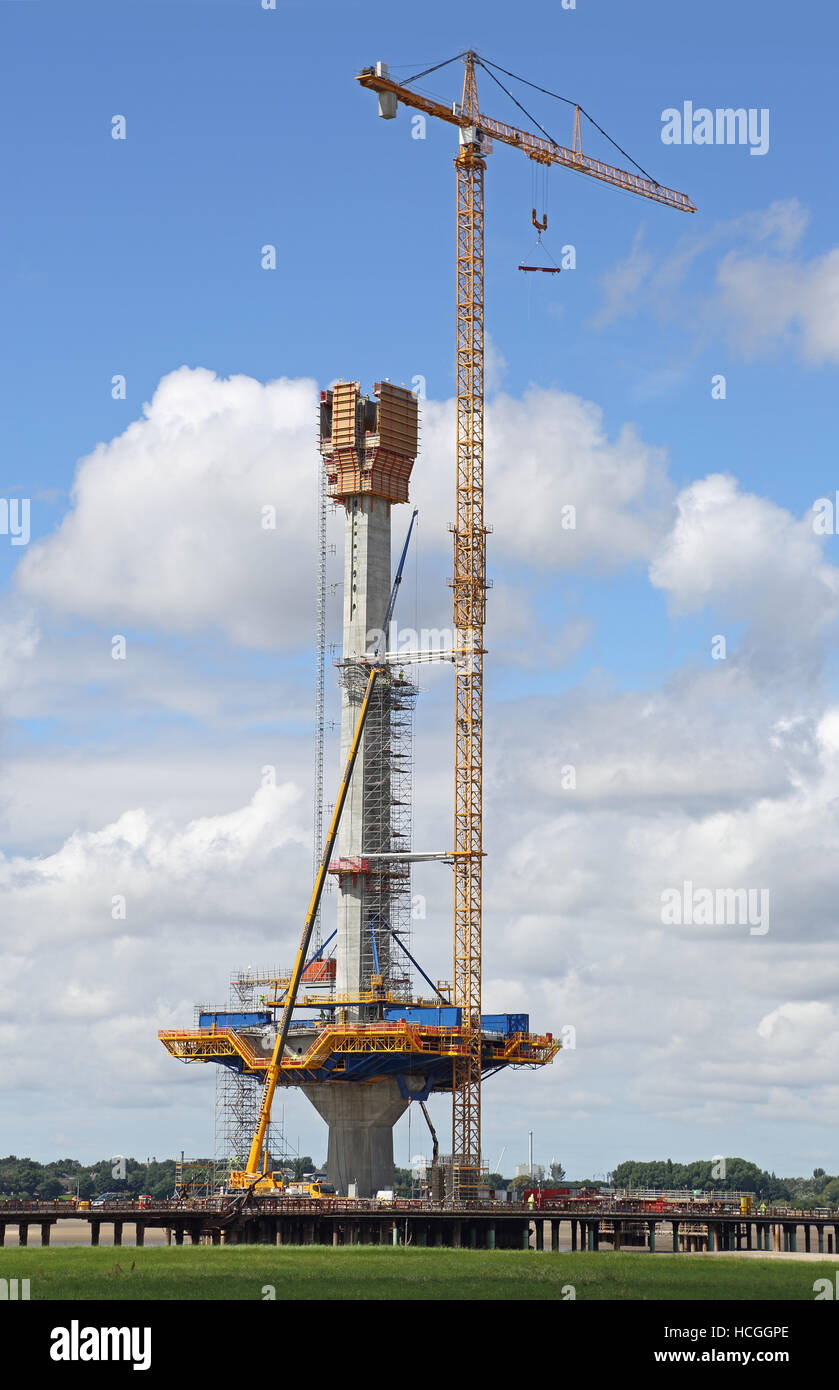The new Mersey Gateway Bridge between Runcon and Widness under ...