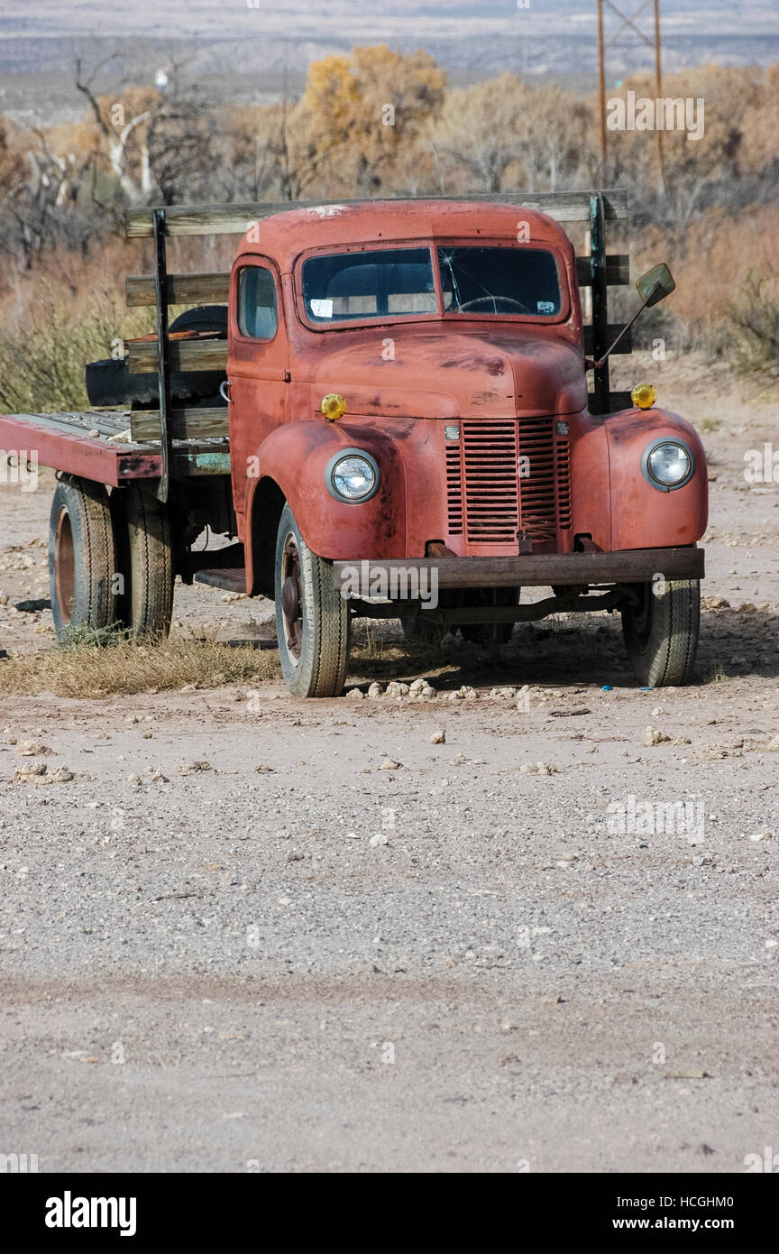 Abandoned old truck wreck hi-res stock photography and images - Alamy