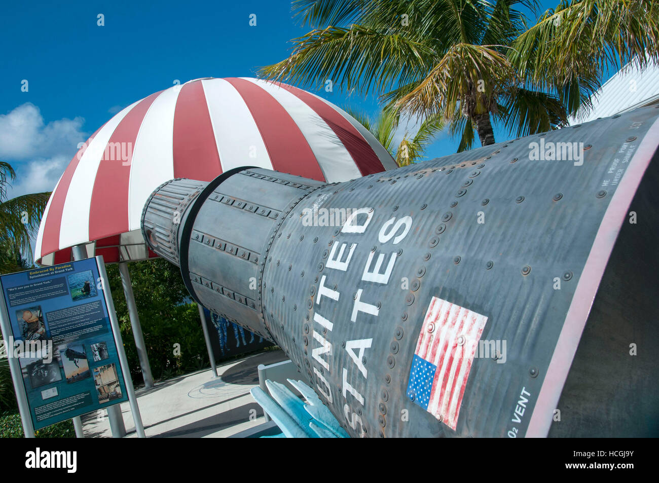 Astronaut John Glenn Friendship 7 Mercury spacecraft landing of 1962 ...