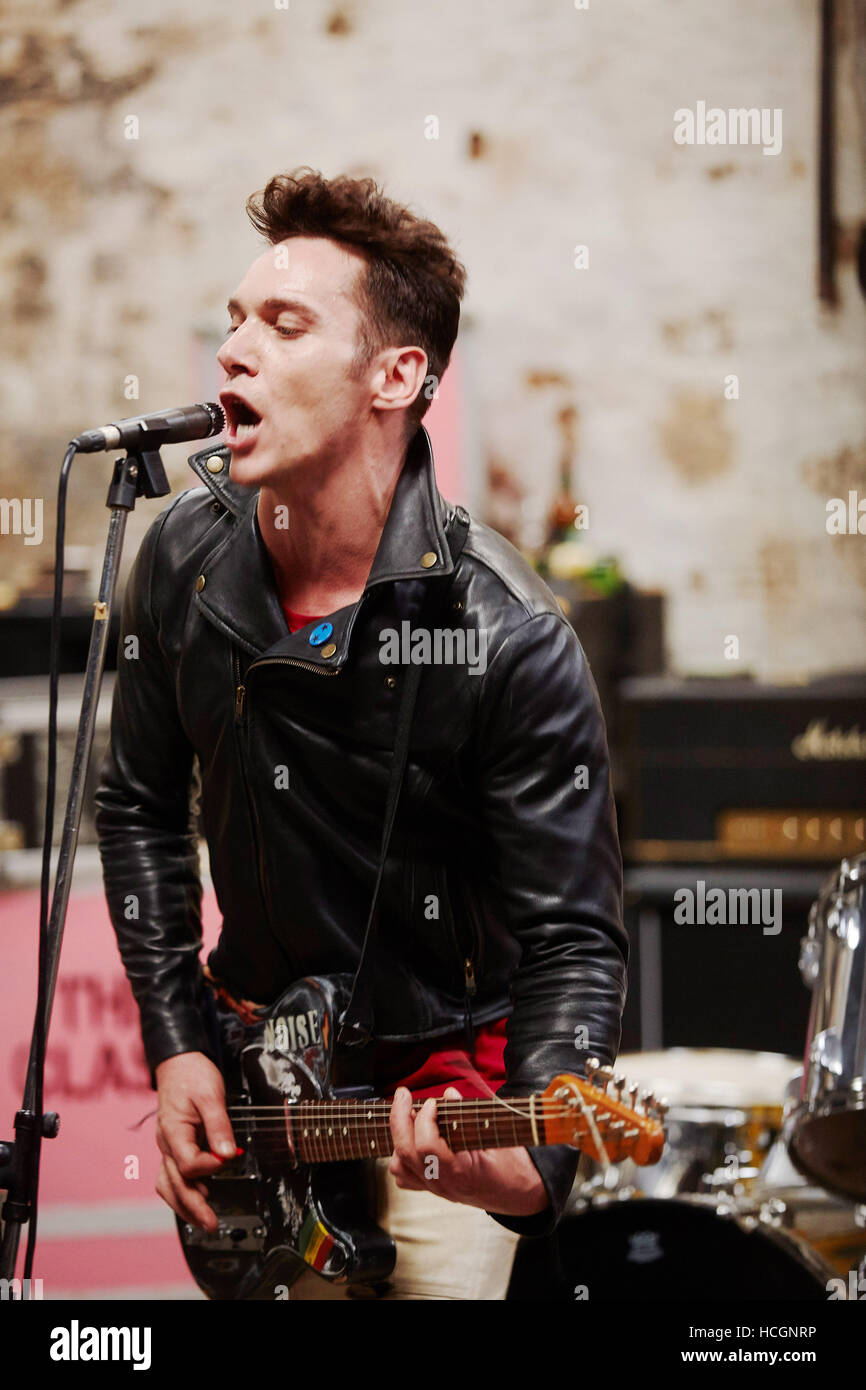 LONDON TOWN, Jonathan Rhys Meyers as Joe Strummer, 2016, ph: Laura ...