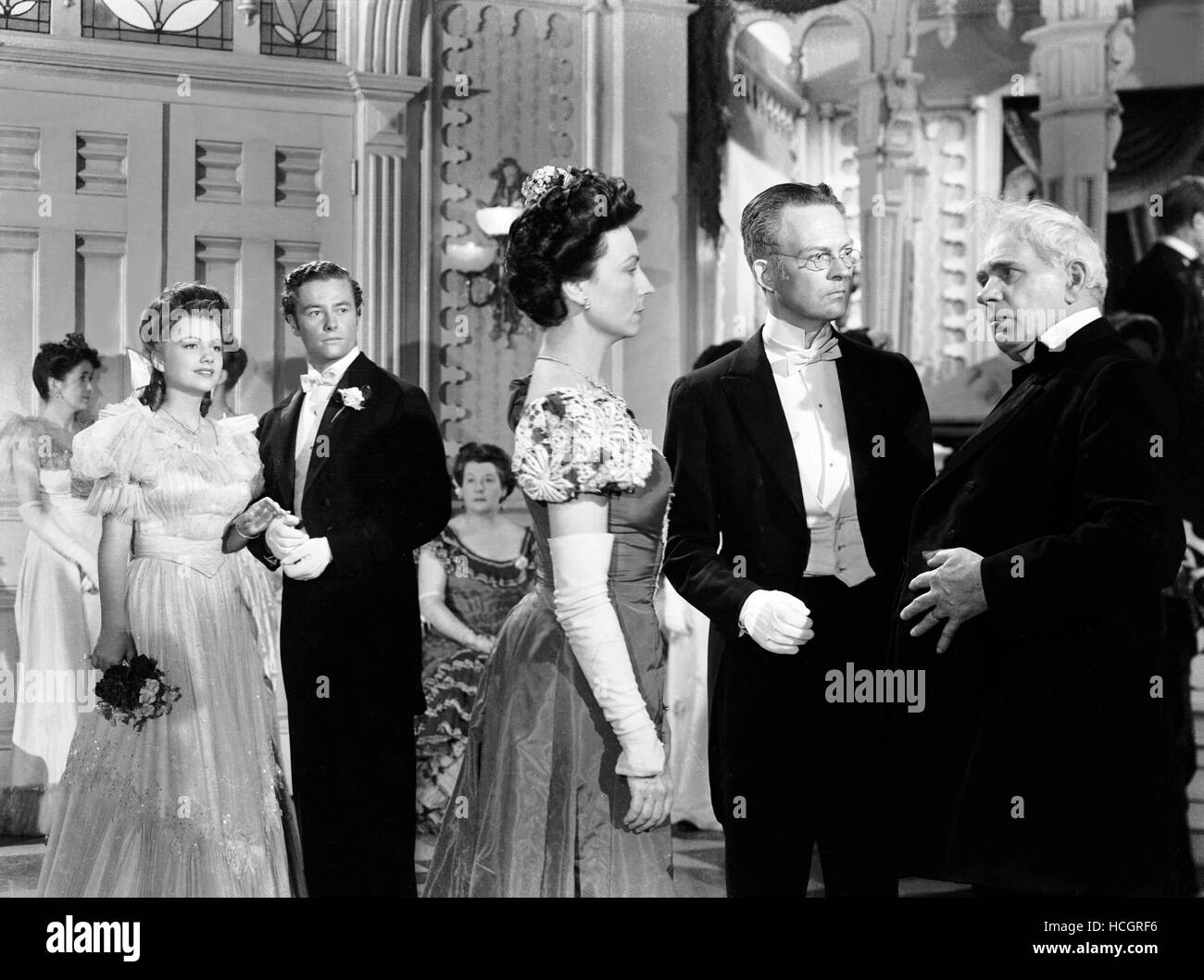 THE MAGNIFICENT AMBERSONS, Anne Baxter, Tim Holt, Agnes Moorehead, Don ...