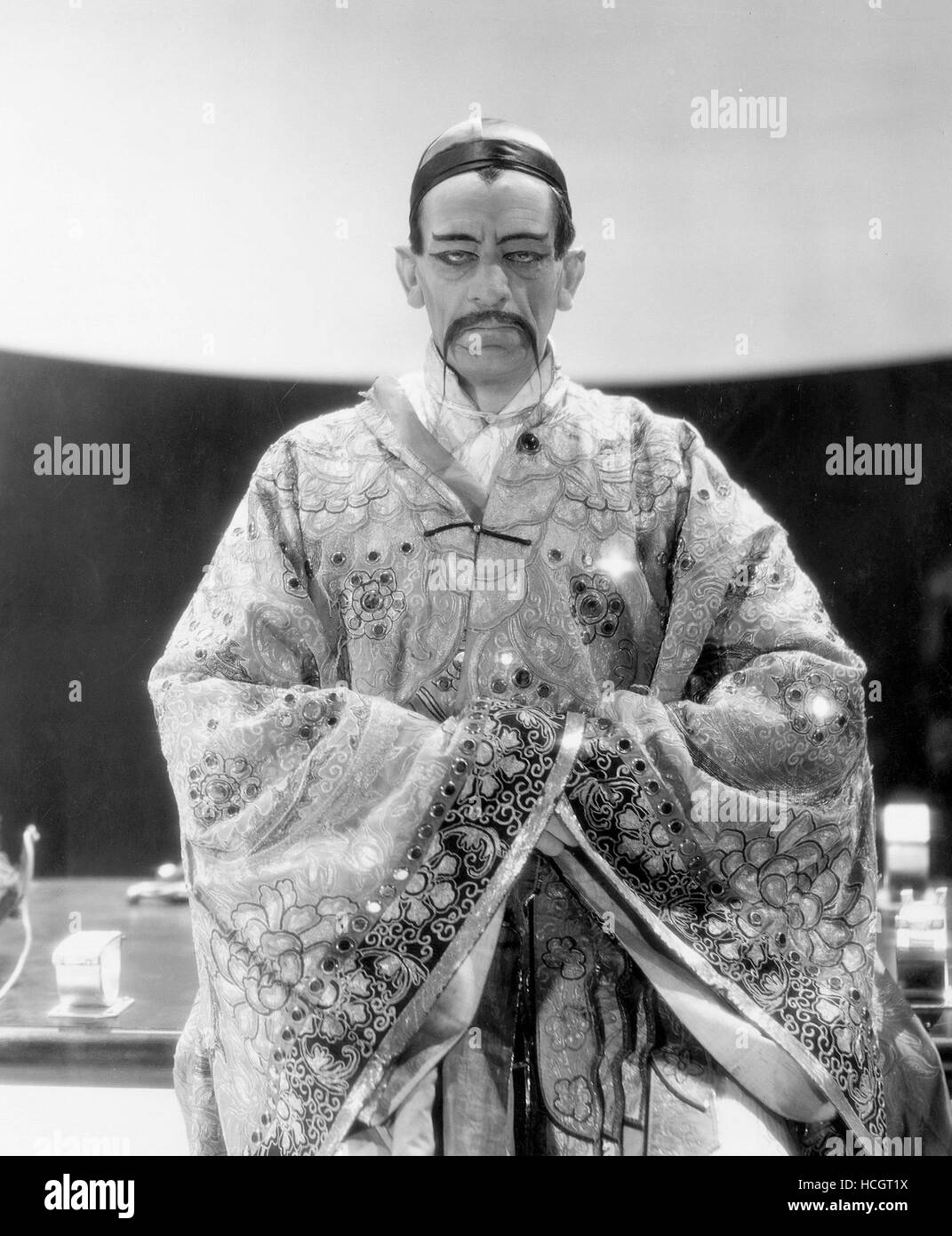 THE MASK OF FU MANCHU, Boris Karloff, 1932 Stock Photo - Alamy