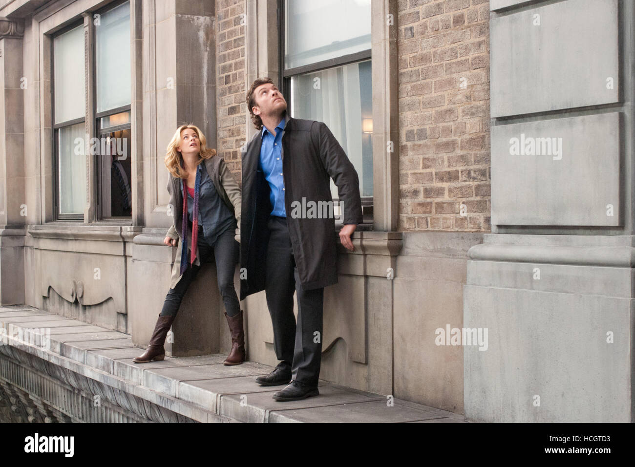Man On A Ledge From Left Elizabeth Banks Sam Worthington 2012 Ph Myles Aronowitz©summit