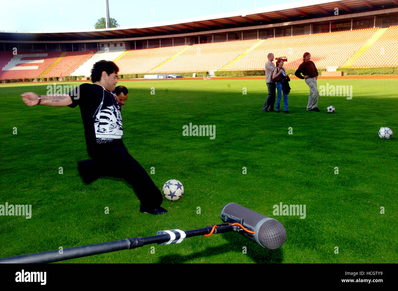 MARADONA, Diego Armando Maradona (left), 2006. ©Exception Wild Bunch ...