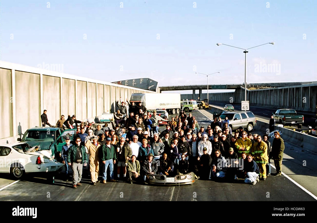THE MATRIX RELOADED, The Wachowski Brothers and crew, filming the ...