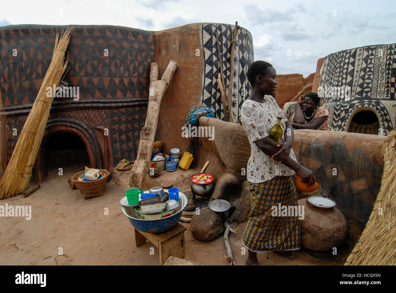 Tiebele hi-res stock photography and images - Alamy