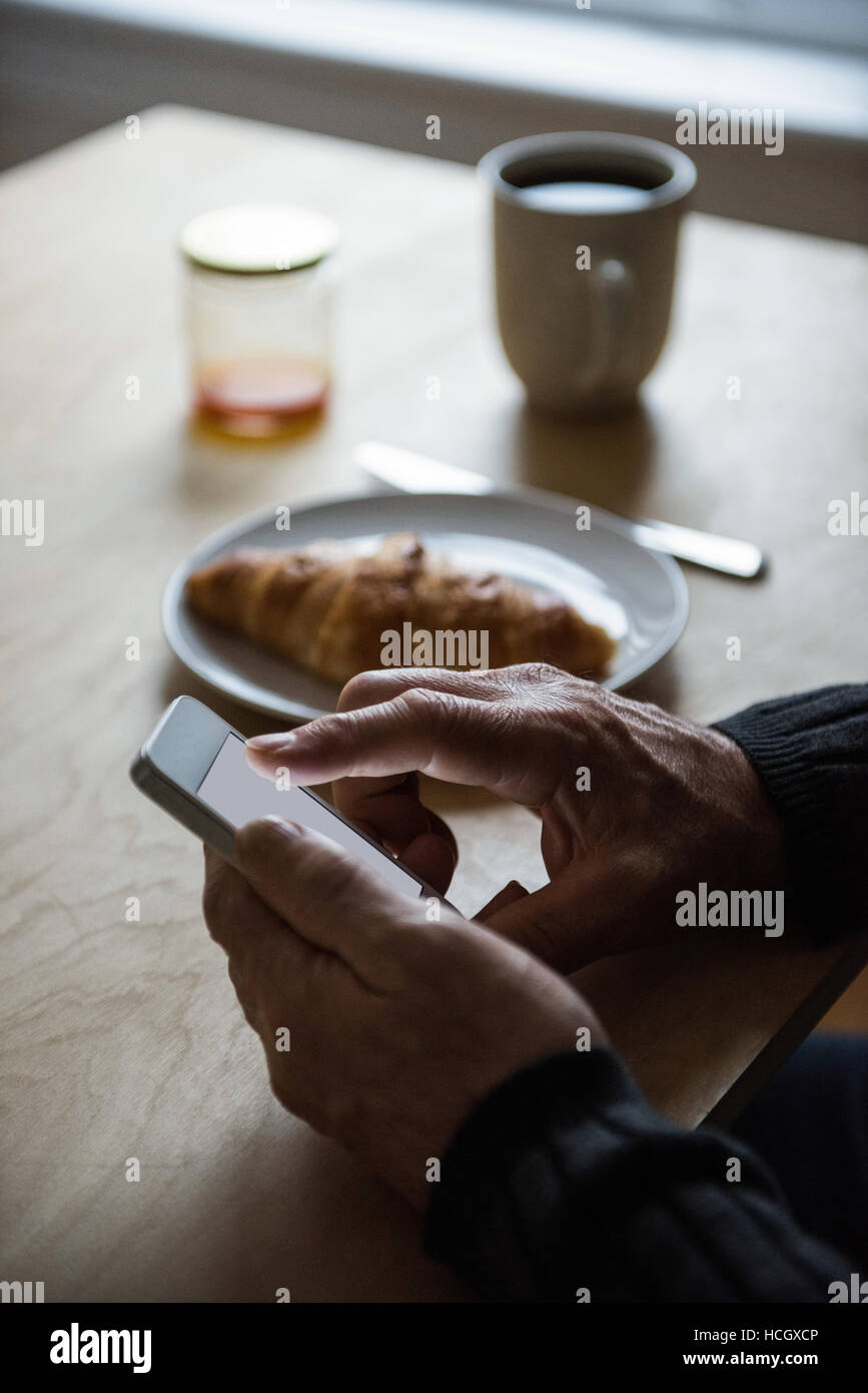 Mobile phone home screen hi-res stock photography and images - Alamy