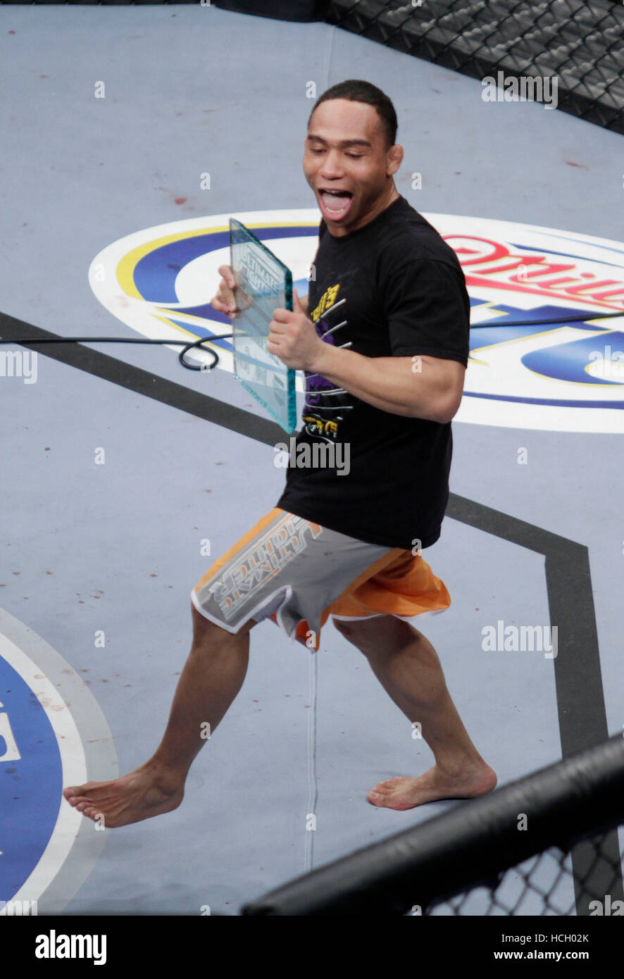 T j dillashaw hi-res stock photography and images - Alamy