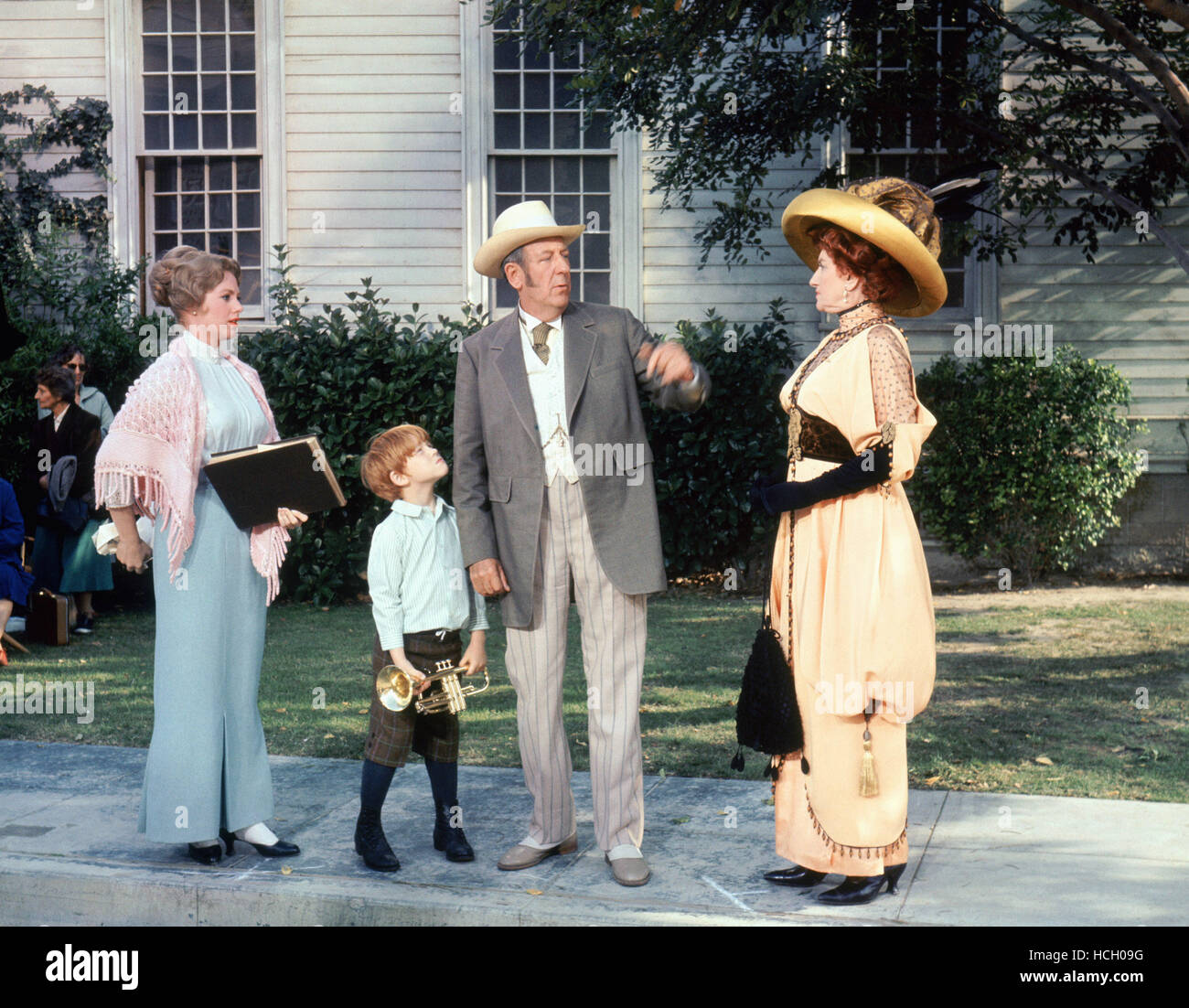 THE MUSIC MAN, Shirley Jones, Ron Howard, Paul Ford, Hermione Gingold ...