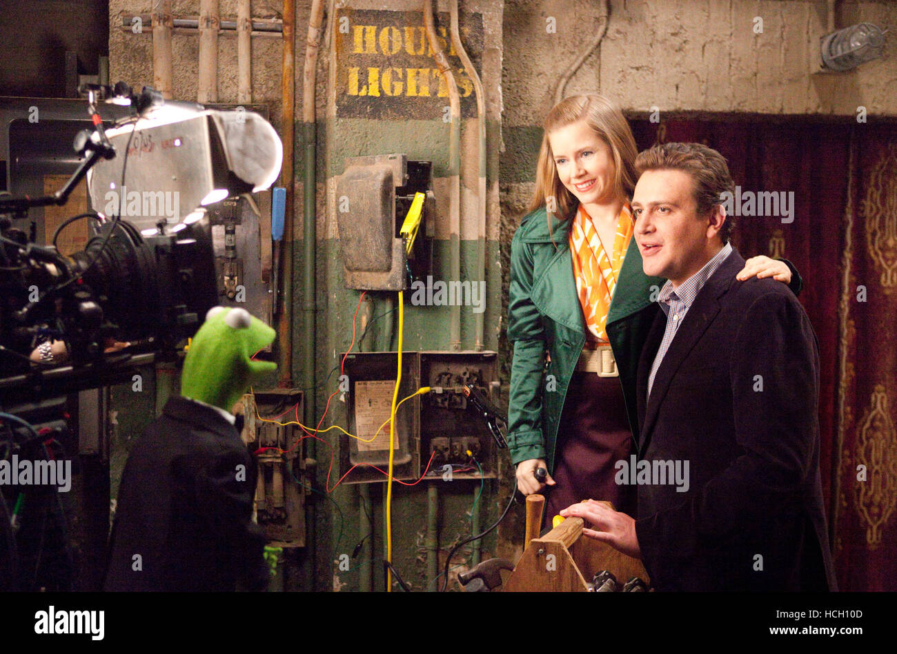 THE MUPPETS, l-r: Kermit the Frog, Amy Adams, Jason Segel, 2011, ph ...