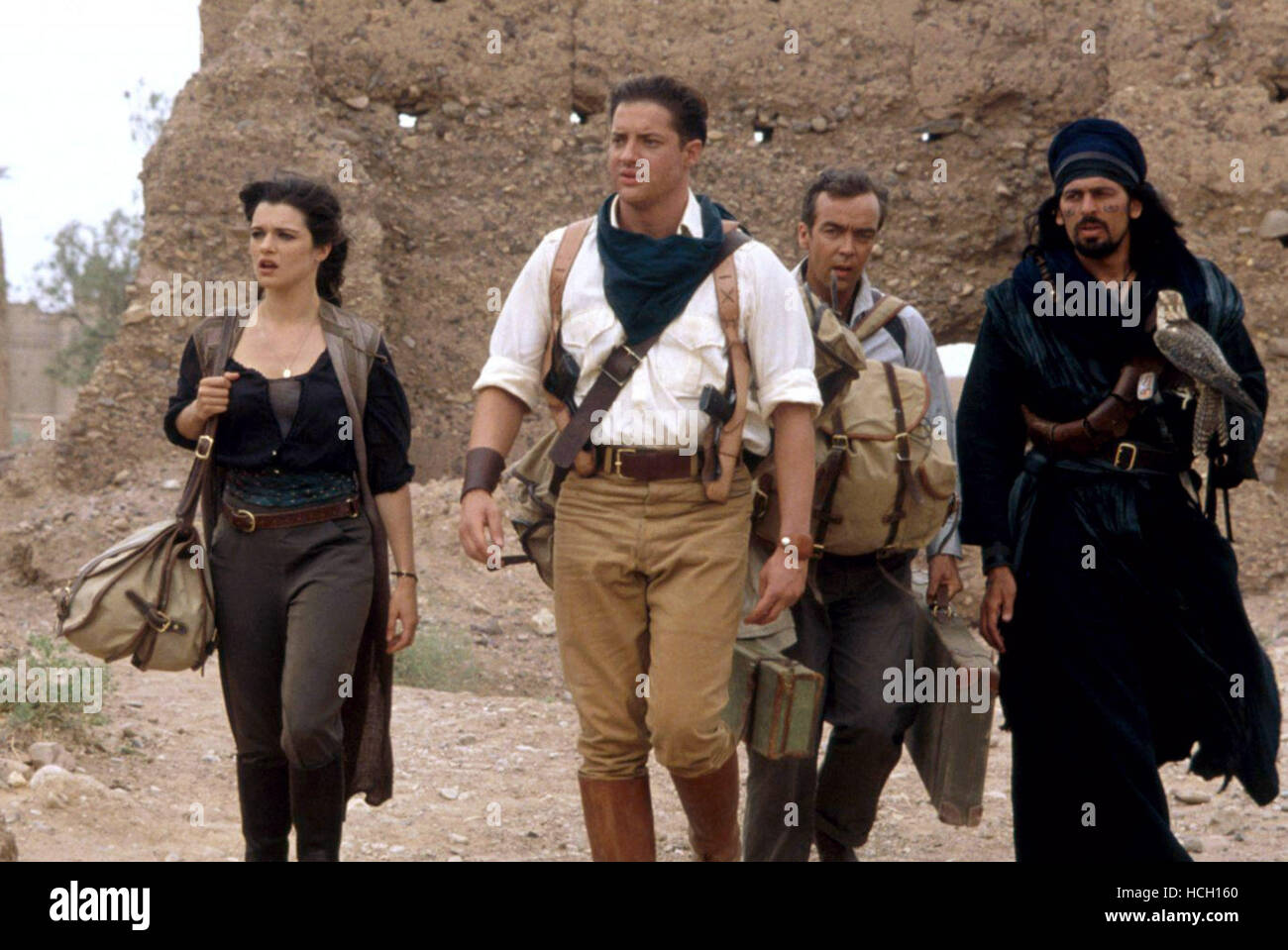 THE MUMMY RETURNS, Rachel Weisz, Brendan Fraser, John Hannah, Oded Fehr ...