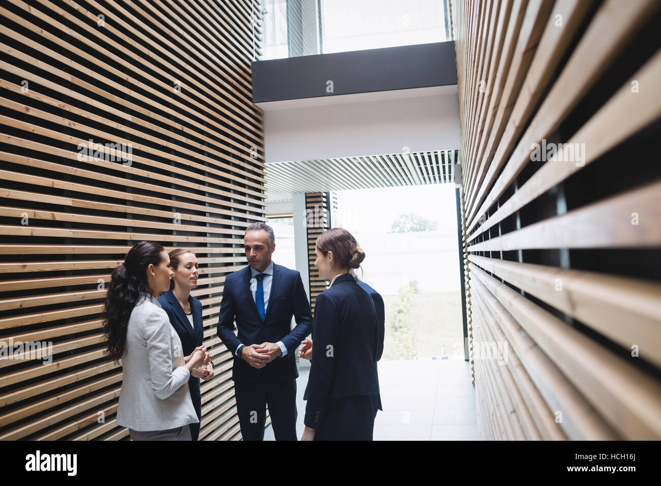 Leadership discussion hi-res stock photography and images - Alamy Leadership discussion hi-res stock photography and images - Alamy