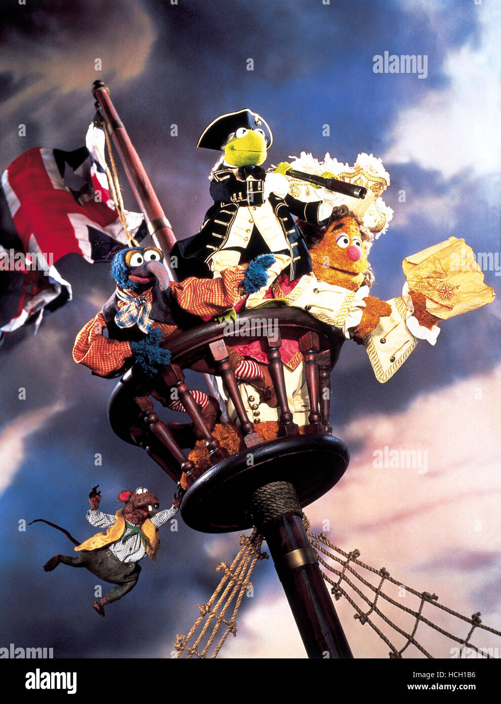 MUPPET TREASURE ISLAND, top from left: Gonzo, Kermit the Frog, Fozzie ...