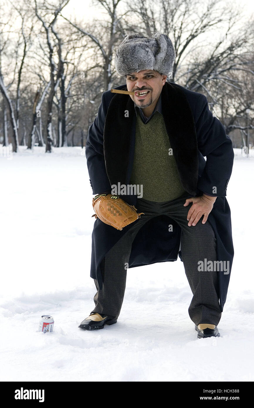 NOTHING LIKE THE HOLIDAYS, Luis Guzman, 2008. ©Overture Films/Courtesy ...