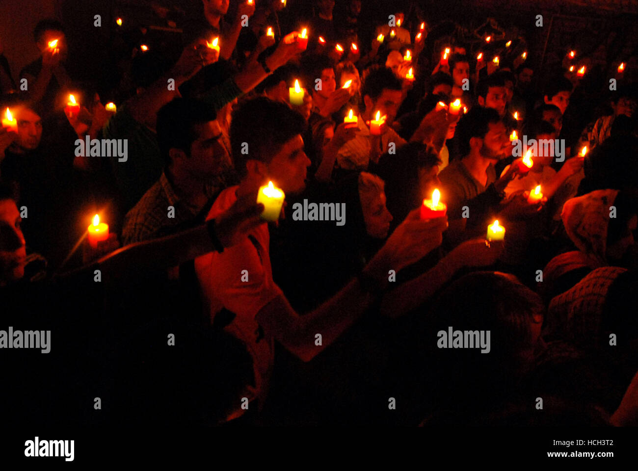 NO ONE KNOWS ABOUT PERSIAN CATS, (aka KASI AZ GORBEHAYE IRANI KHABAR ...