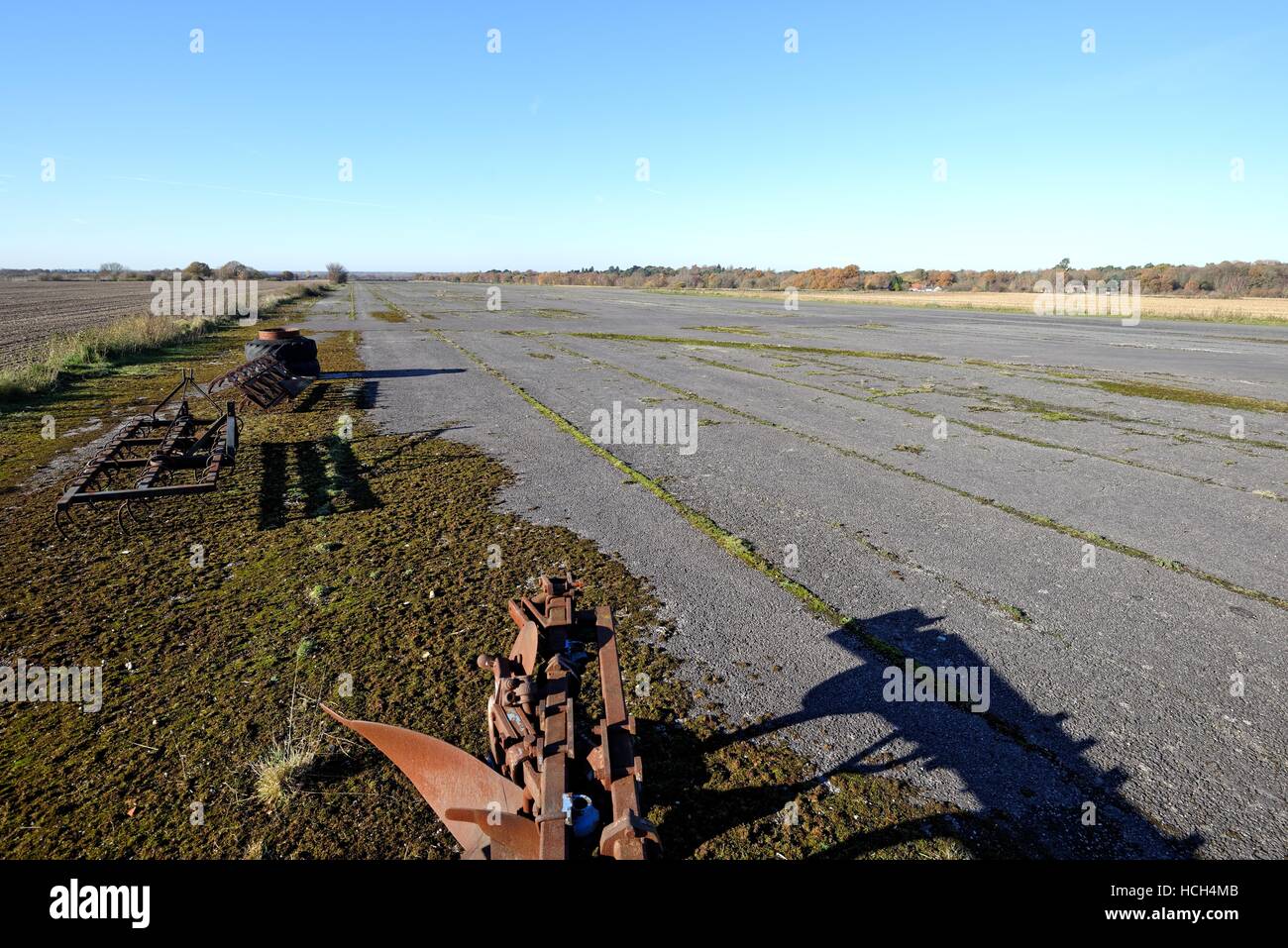 Abandoned wisley airfield surrey uk hi-res stock photography and images ...
