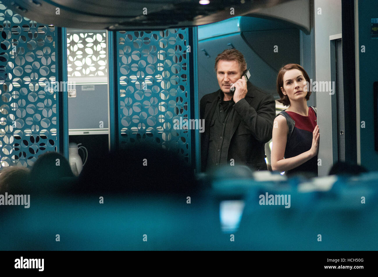 NON-STOP, l-r: Liam Neeson, Michelle Dockery, 2014, ph: Myles Aronowitz ...