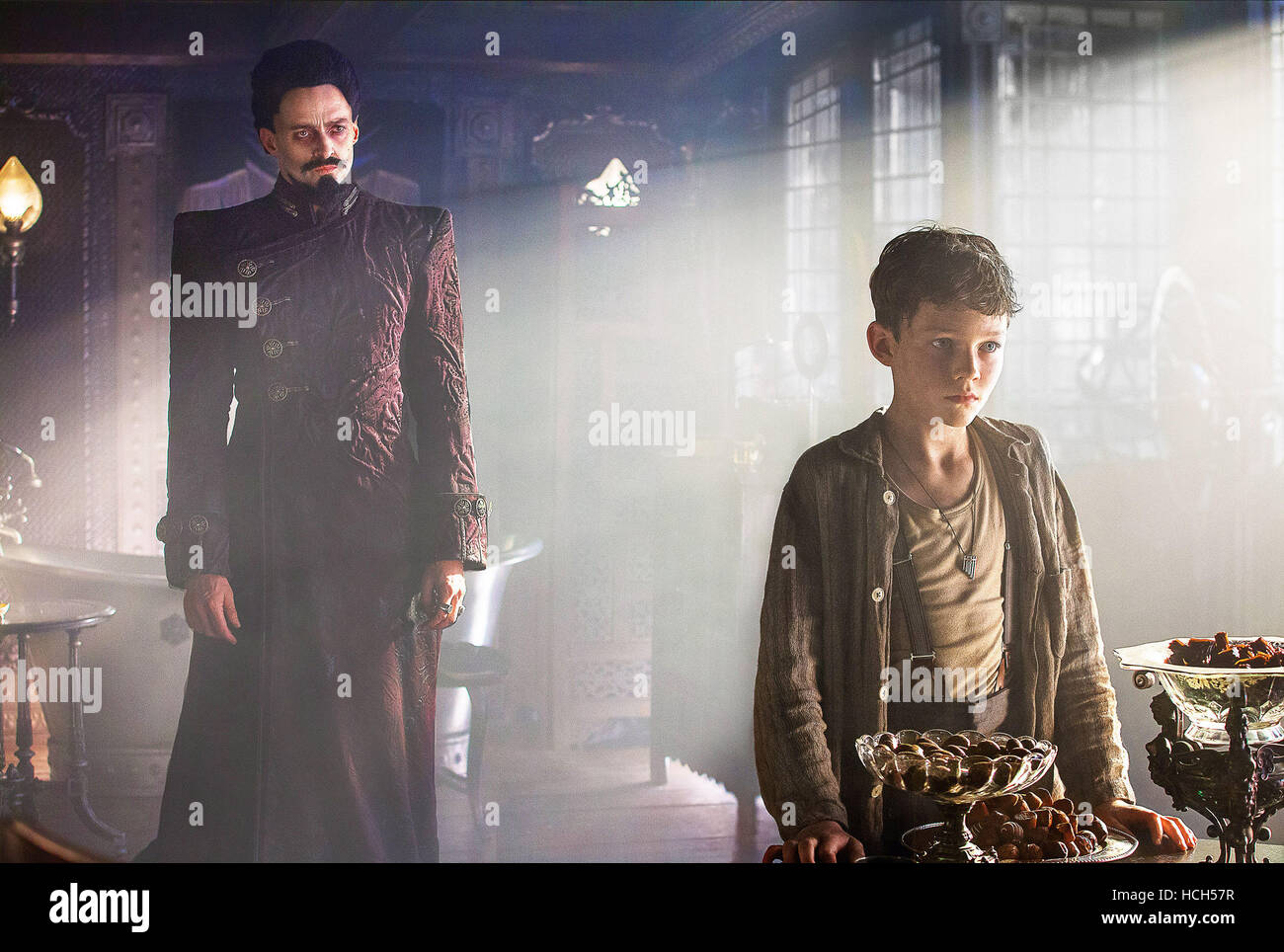 PAN, from left: Hugh Jackman as Blackbeard, Levi Miller as Peter Pan ...