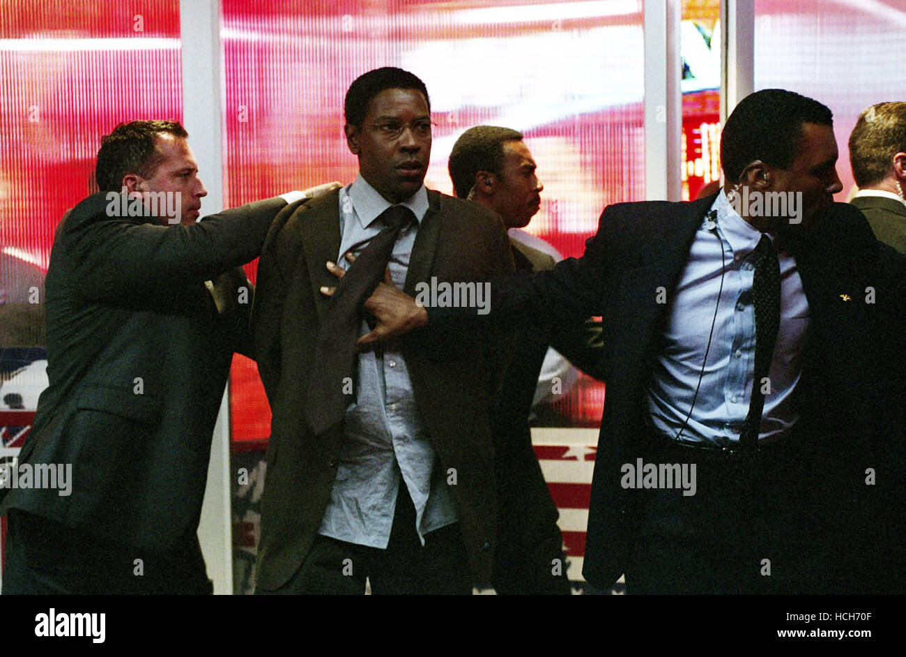 THE MANCHURIAN CANDIDATE, Denzel Washington, 2004, (c) Paramount ...