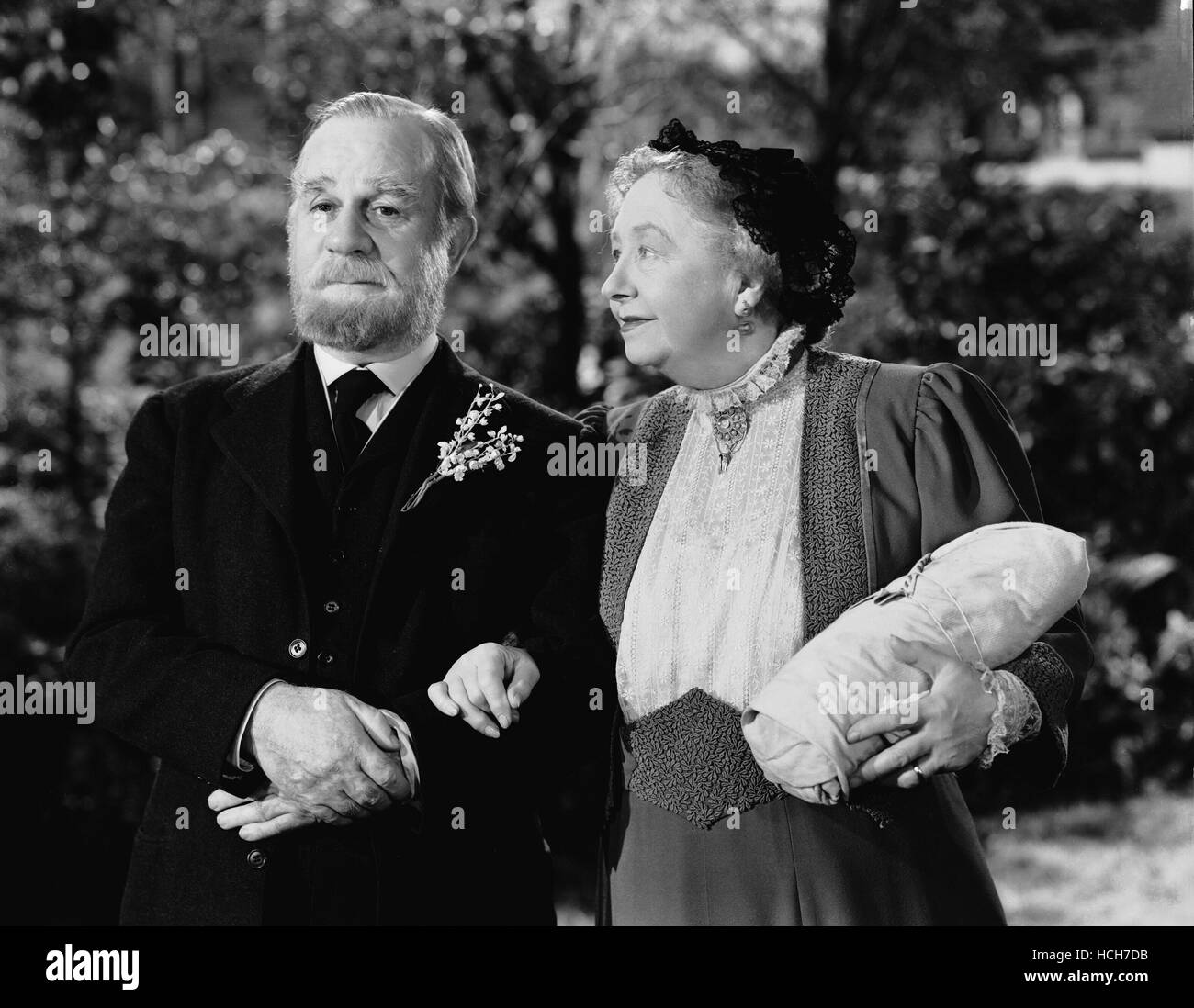 MADAME CURIE, Henry Travers, Dame May Whitty, 1943 Stock Photo - Alamy