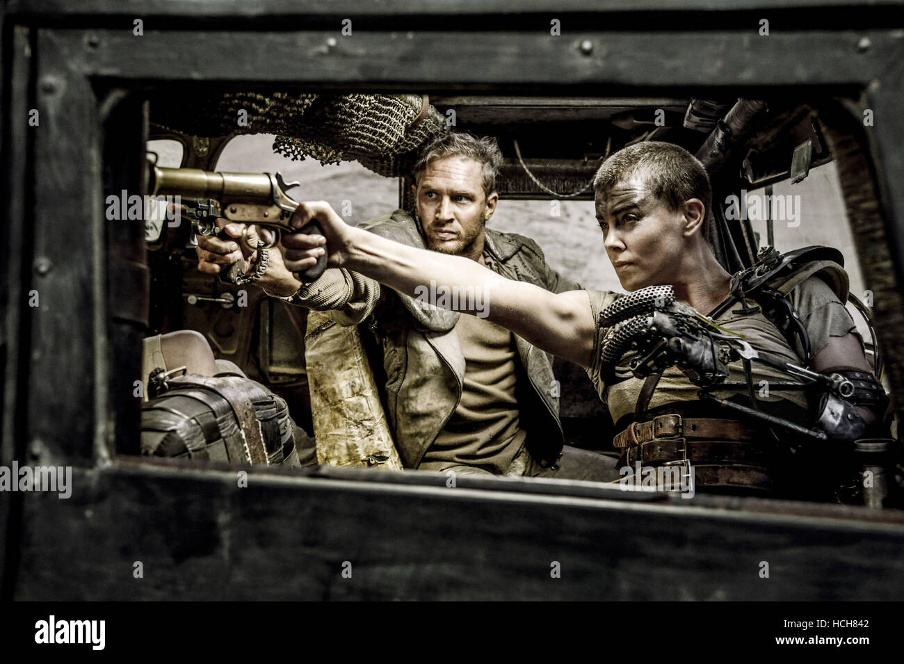 MAD MAX: FURY ROAD, from left: Tom Hardy, Charlize Theron, 2015. ph ...