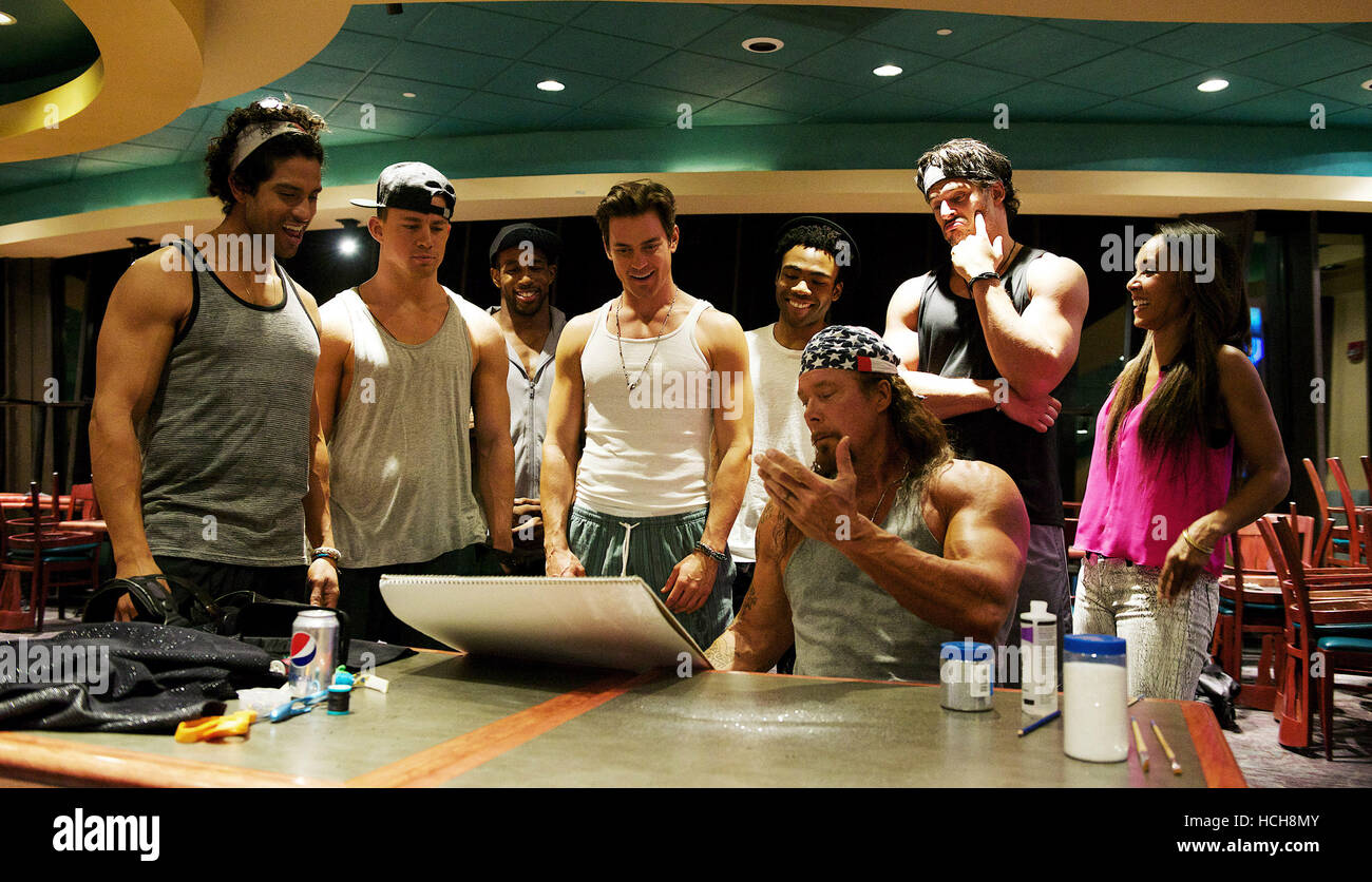 MAGIC MIKE XXL, from left: Adam Rodriguez, Channing Tatum, Matt Bomer ...