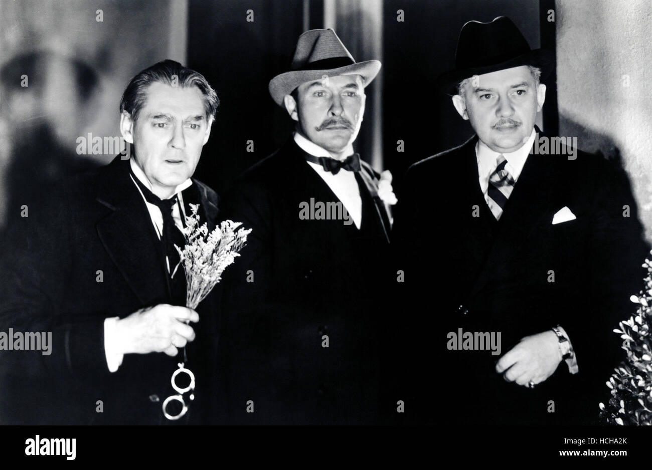 MARK OF THE VAMPIRE, Lionel Barrymore, Lionel Atwill, Jean Hersholt ...