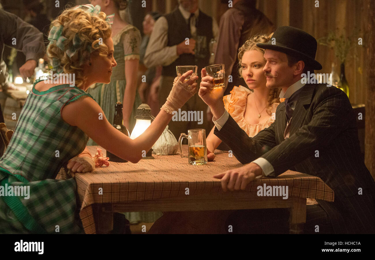 A MILLION WAYS TO DIE IN THE WEST, l-r: Charlize Theron, Amanda ...
