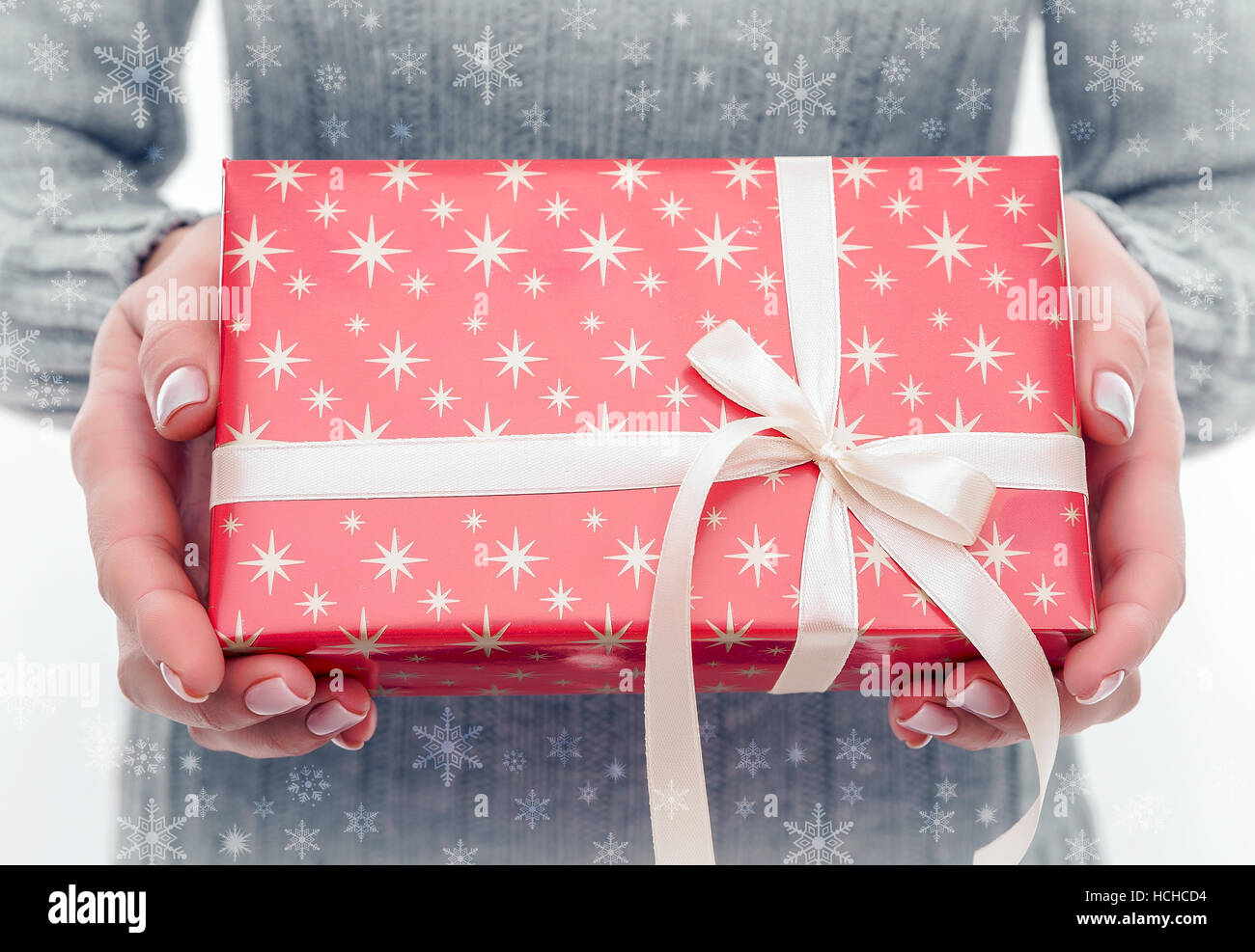 Hands giving box hi-res stock photography and images - Alamy