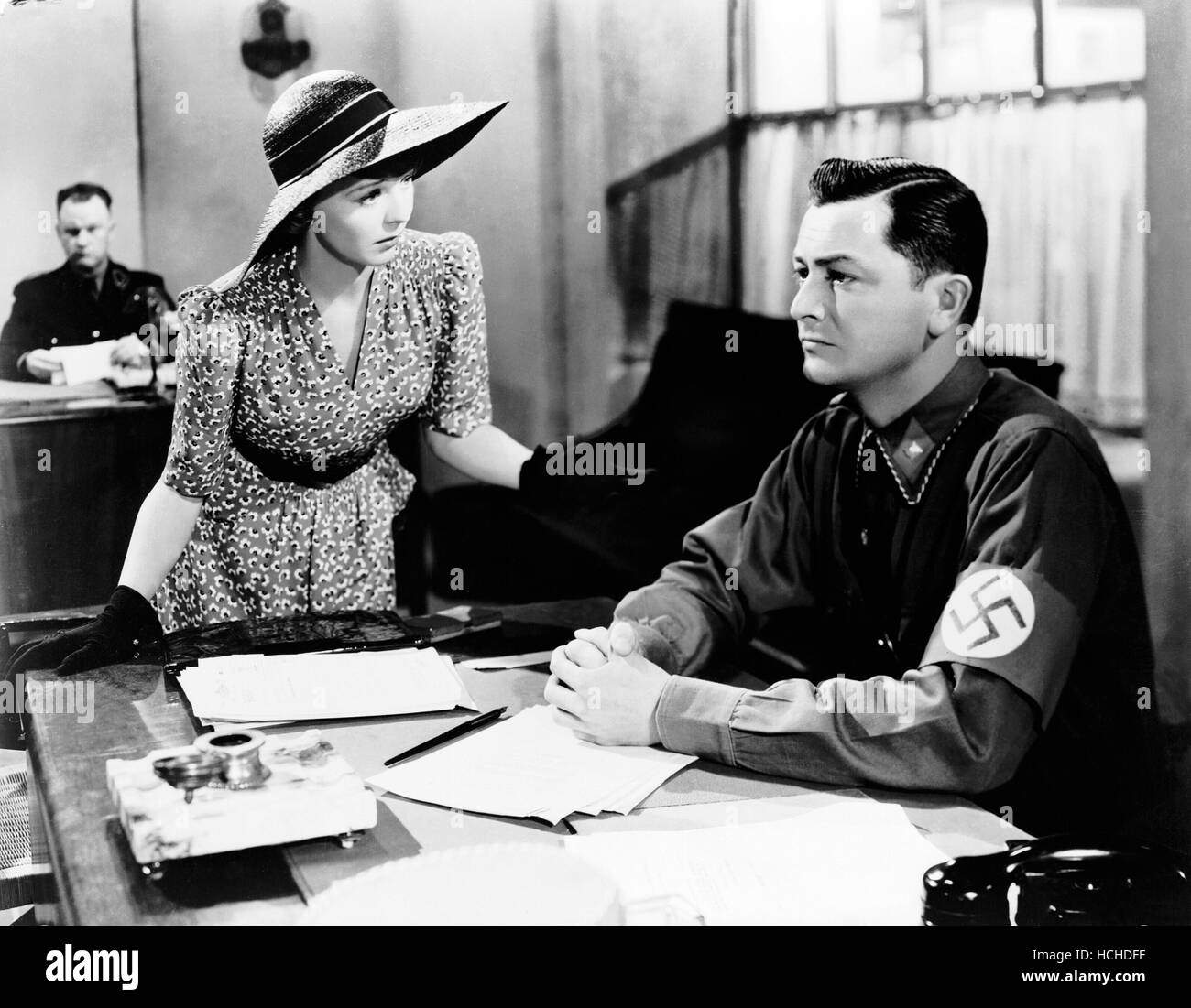 THE MORTAL STORM, Margaret Sullavan, Robert Young, 1940 Stock Photo - Alamy