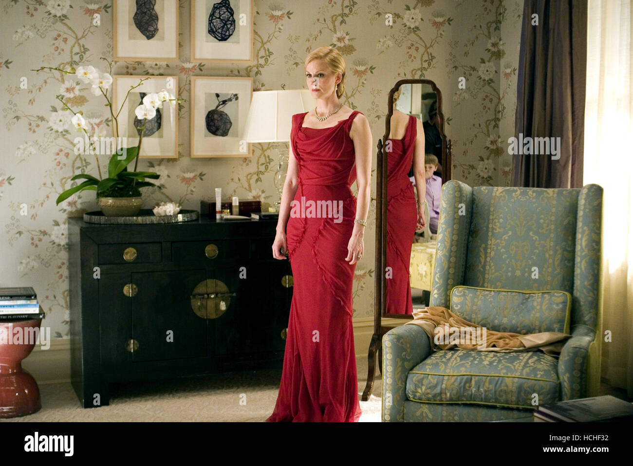 THE NANNY DIARIES, Laura Linney, Nicholas Art (in mirror), 2007 ...