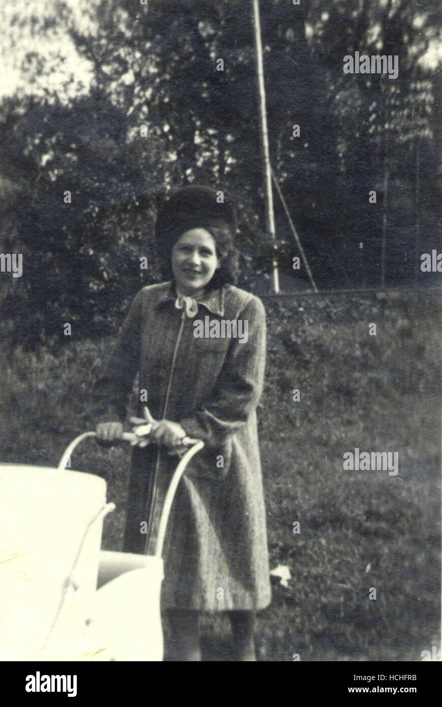 THE NAZI OFFICER'S WIFE, Edith Vetter, 2003 Stock Photo - Alamy