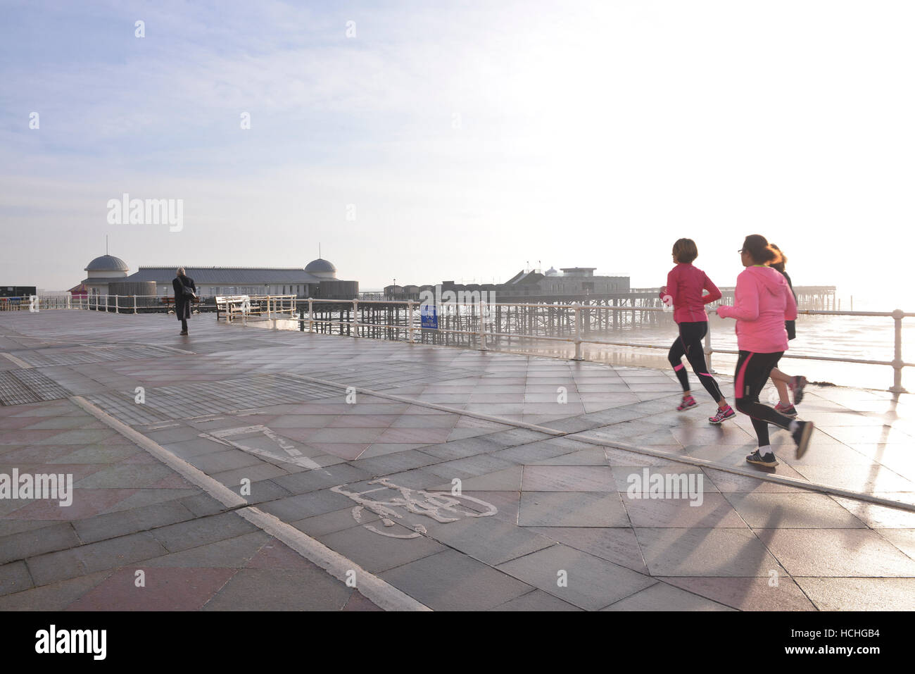 The ladies of hastings hi-res stock photography and images - Alamy