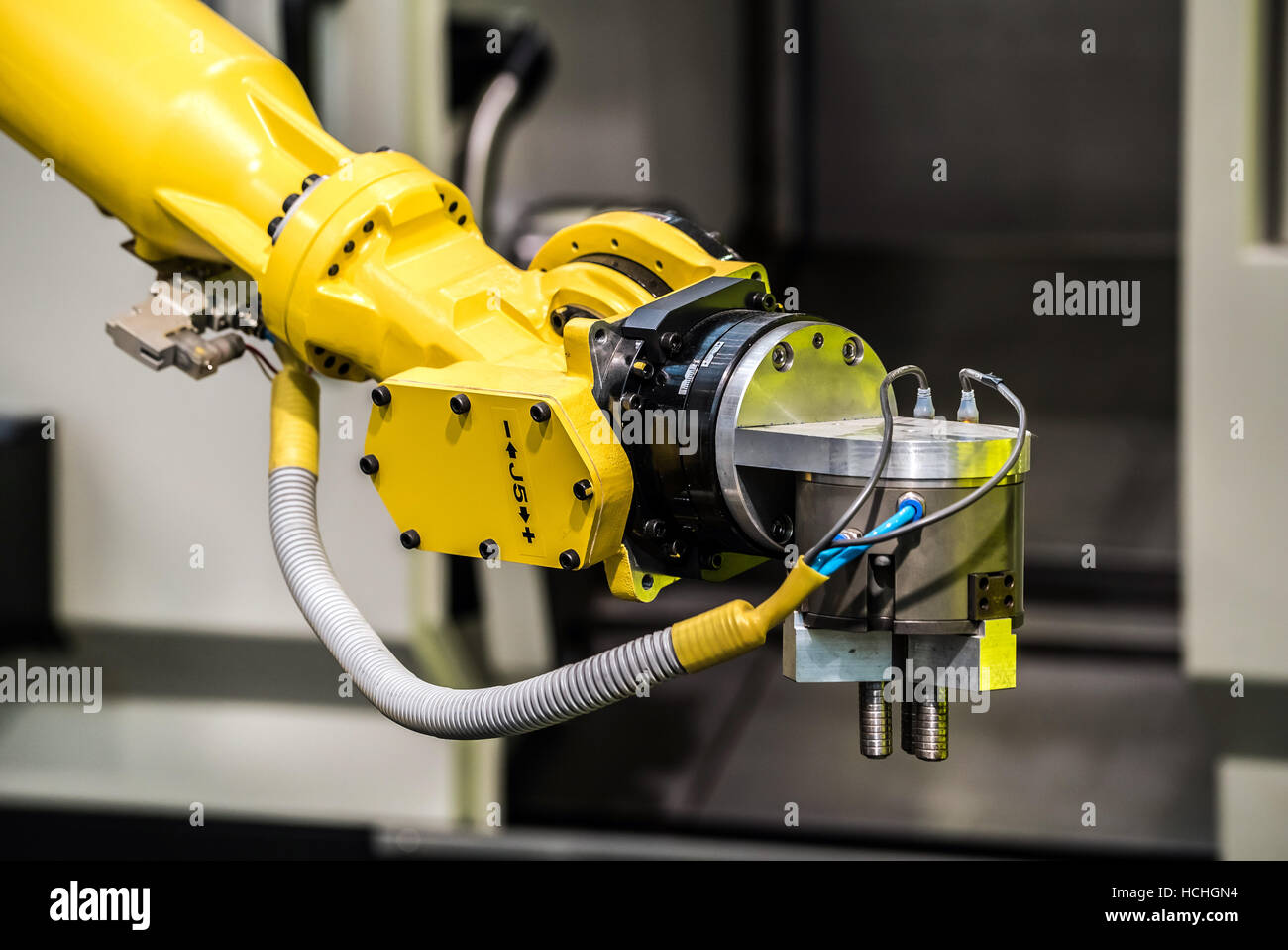 Industrial robot machine Stock Photo - Alamy