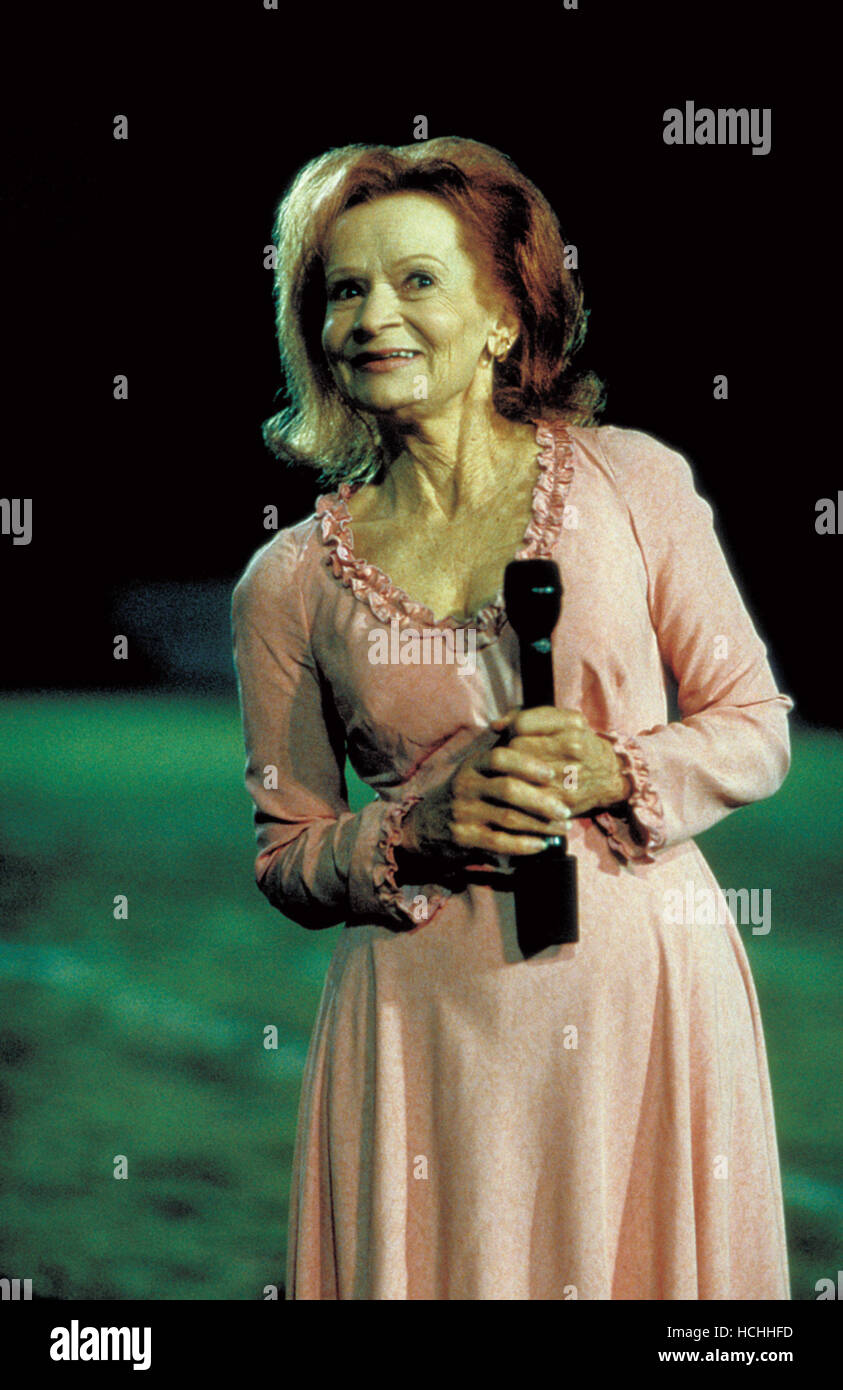 NOT ANOTHER TEEN MOVIE, Beverly Polcyn, 2001, ©Columbia Pictures ...