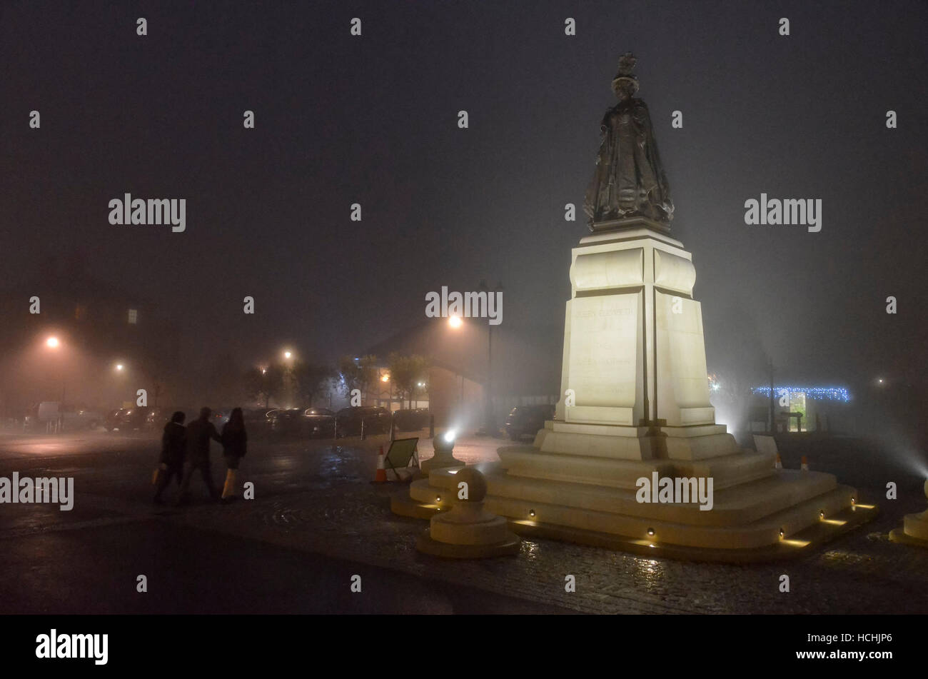 Queen Mother Square, Poundbury, Dorset, UK. 8th December 2016. UK ...